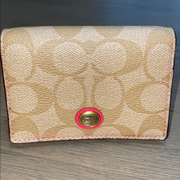 Coach | Bags | Authentic Coach Snap Card Case | Poshmark